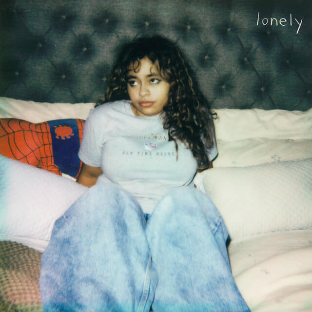 Bella Kay - Lonely Lyrics