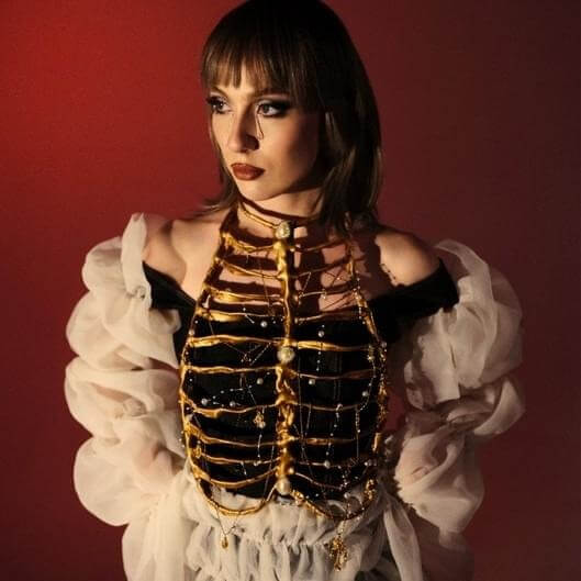 Güneş - Beyaz Sayfalar Lyrics